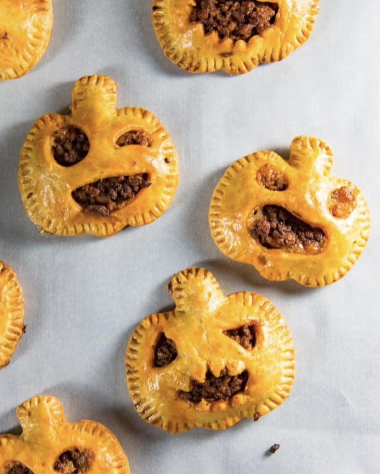 20 Super Delicious And Comforting fall snacks Recipes - The Creatives ...